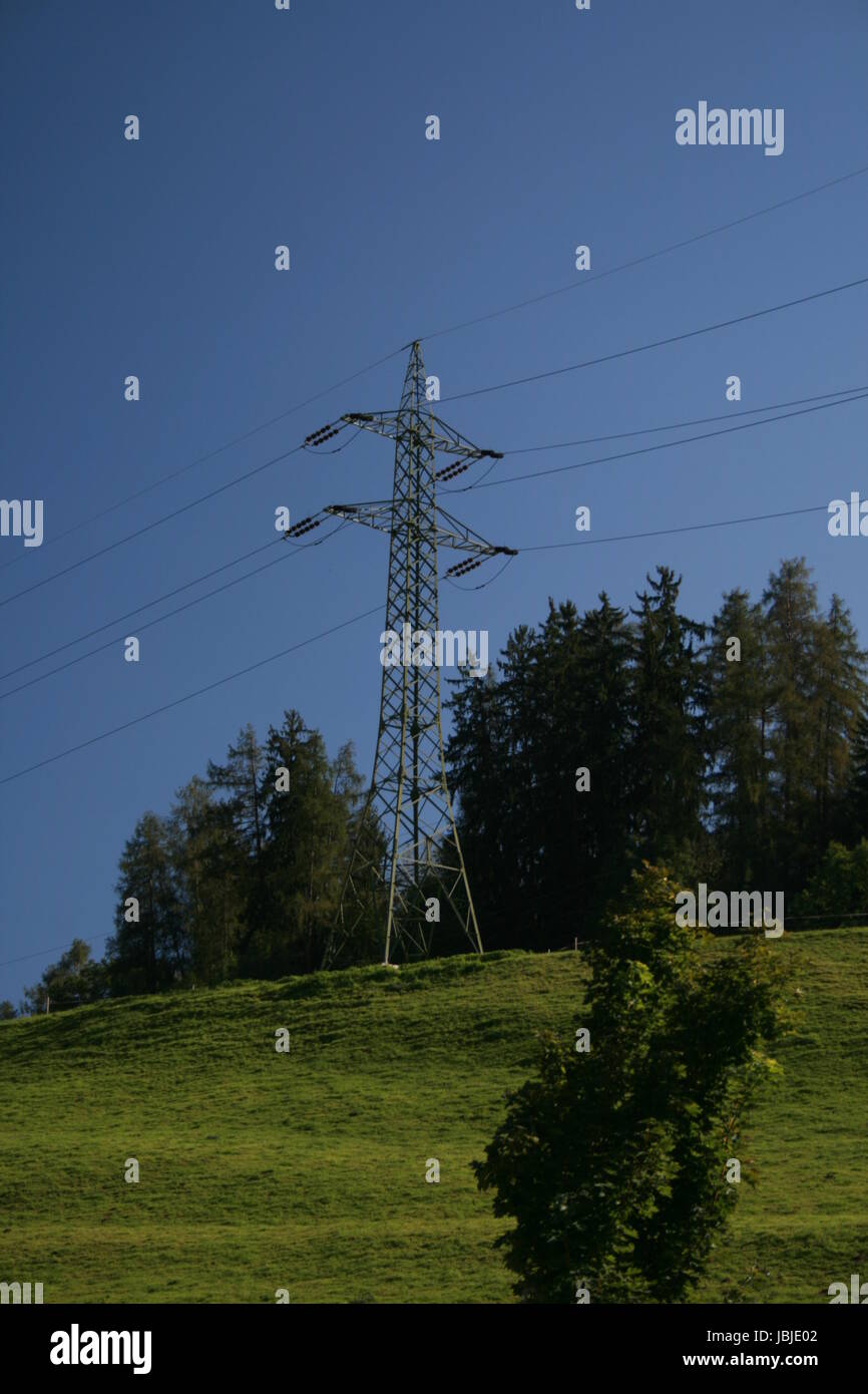 Fernleitungsmasten hi-res stock photography and images - Alamy