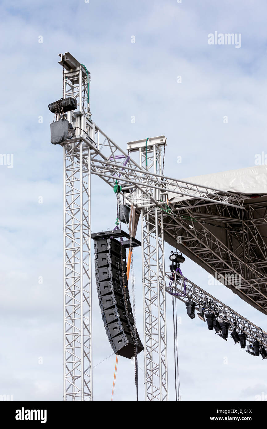 Stage lighting background hi-res stock photography and images - Alamy