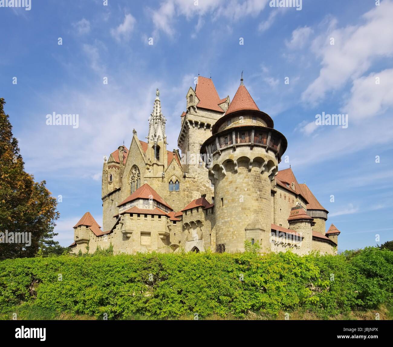 Kreuzenstein Burg - Kreuzenstein castle 03 Stock Photo - Alamy