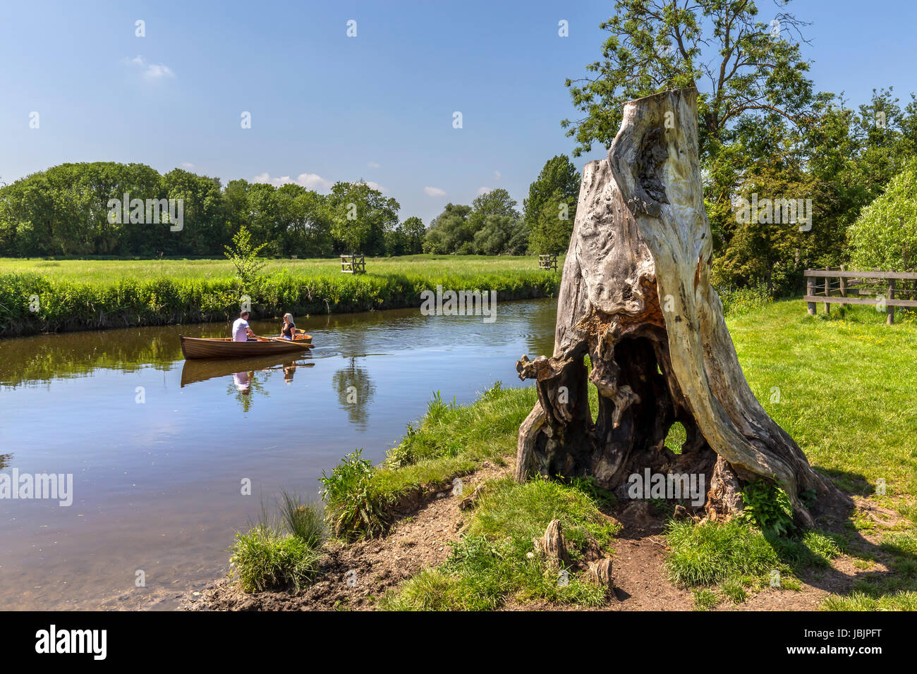 DEDHAM RIVER SCENES WITH BOATING Stock Photo - Alamy