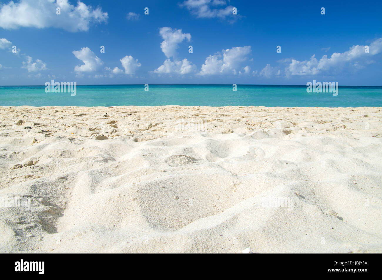 beautiful blue caribbean sea beach Stock Photo - Alamy