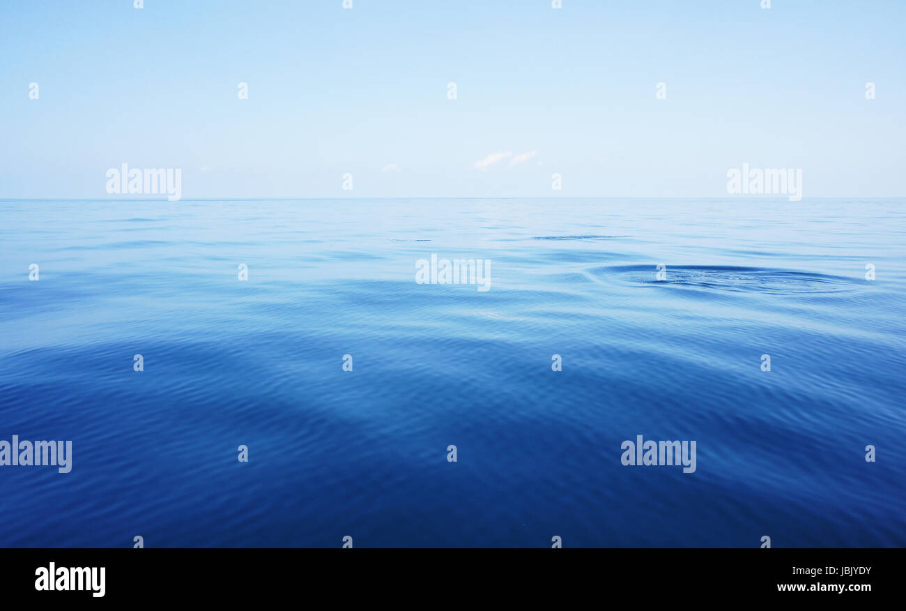 deep blue ocean Stock Photo - Alamy