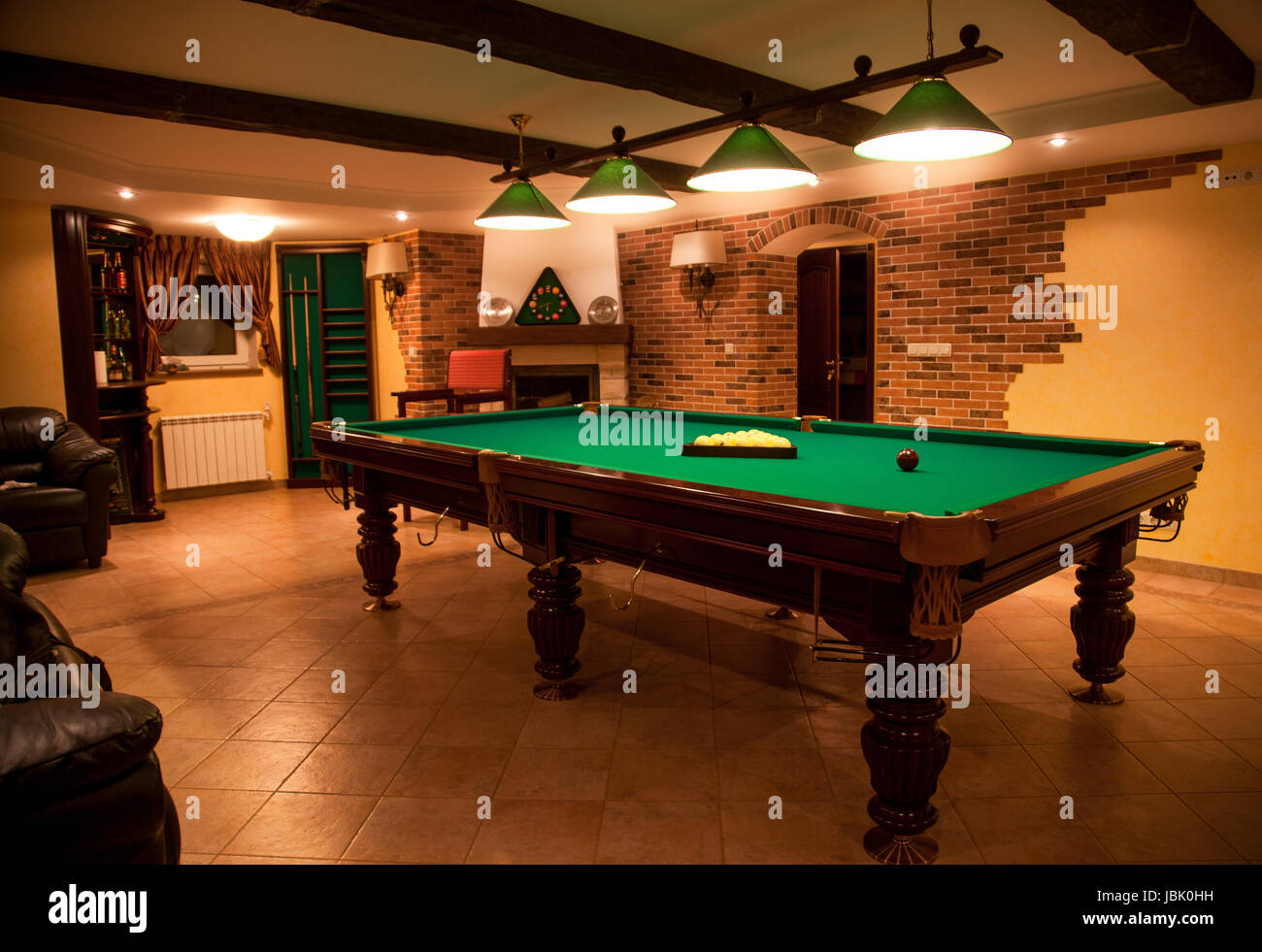 Luxurious billiard room hi-res stock photography and images - Alamy