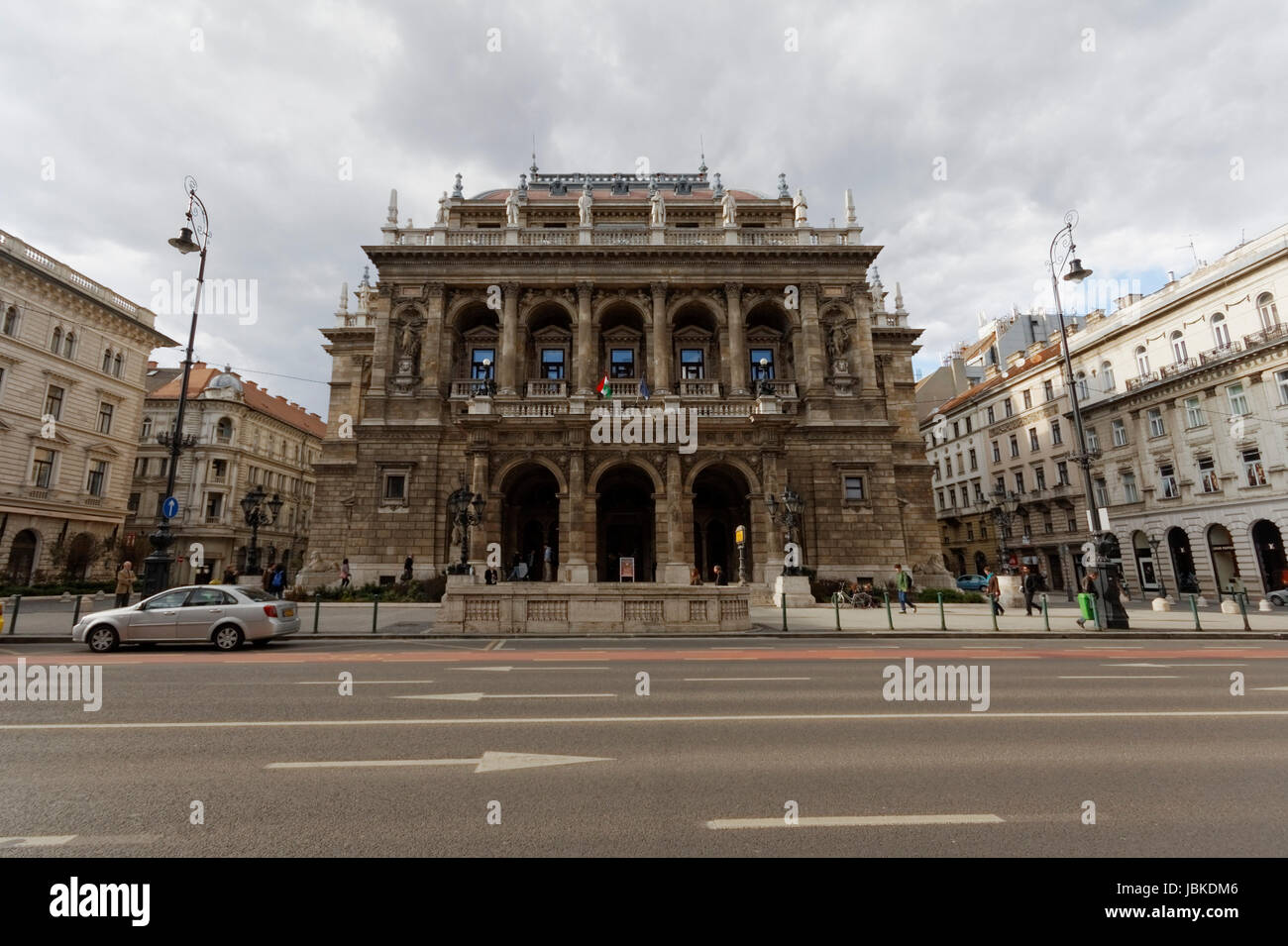 state opera house station Stock Photo - Alamy
