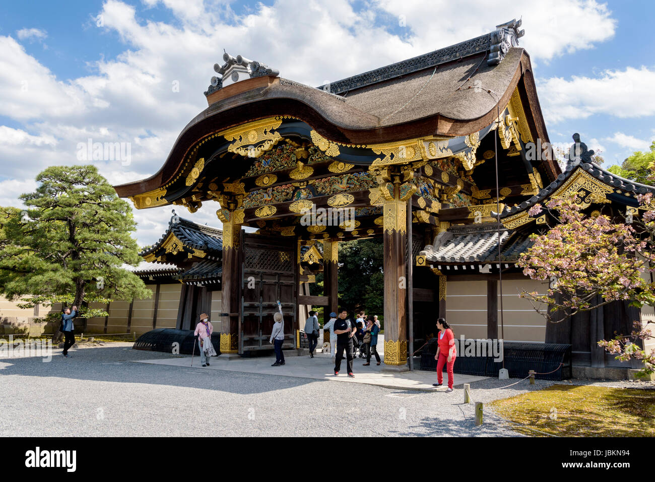 Karamon gate Nijo castle, with gilded architaectural features Stock ...