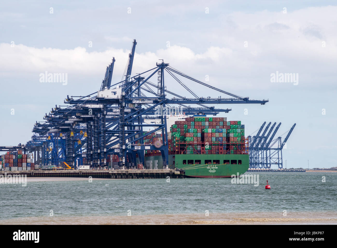 Container ship CSCL JUPITER of China Shipping Line, Felixstowe Docks ...