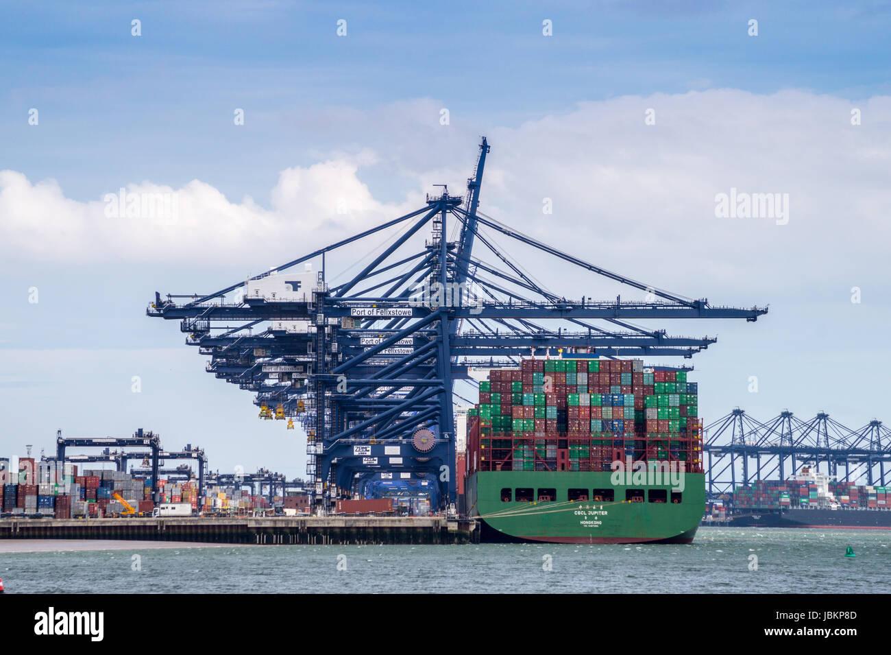 Container ship CSCL JUPITER of China Shipping Line, Felixstowe Docks ...