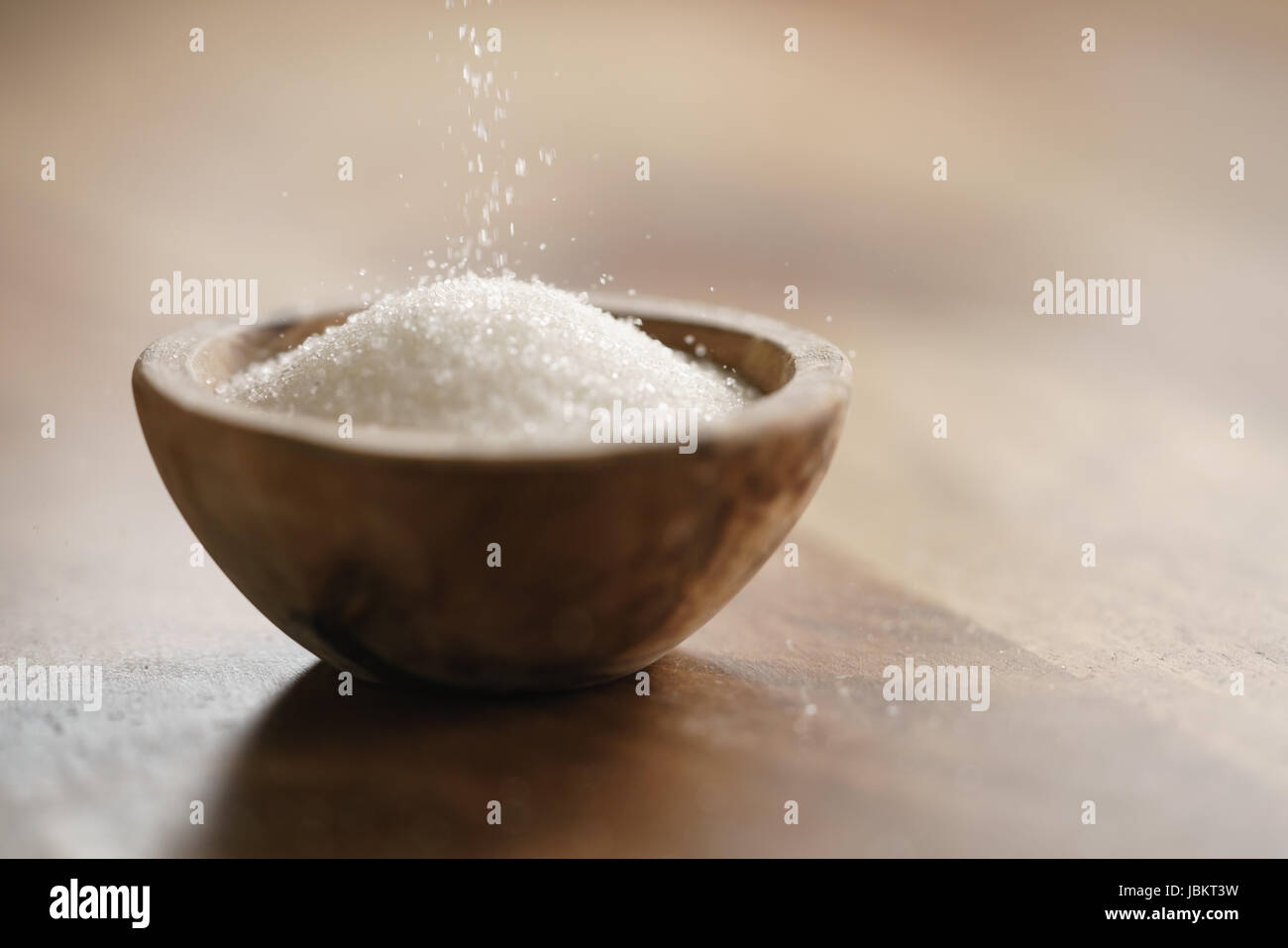 Sugar pour hi-res stock photography and images - Alamy