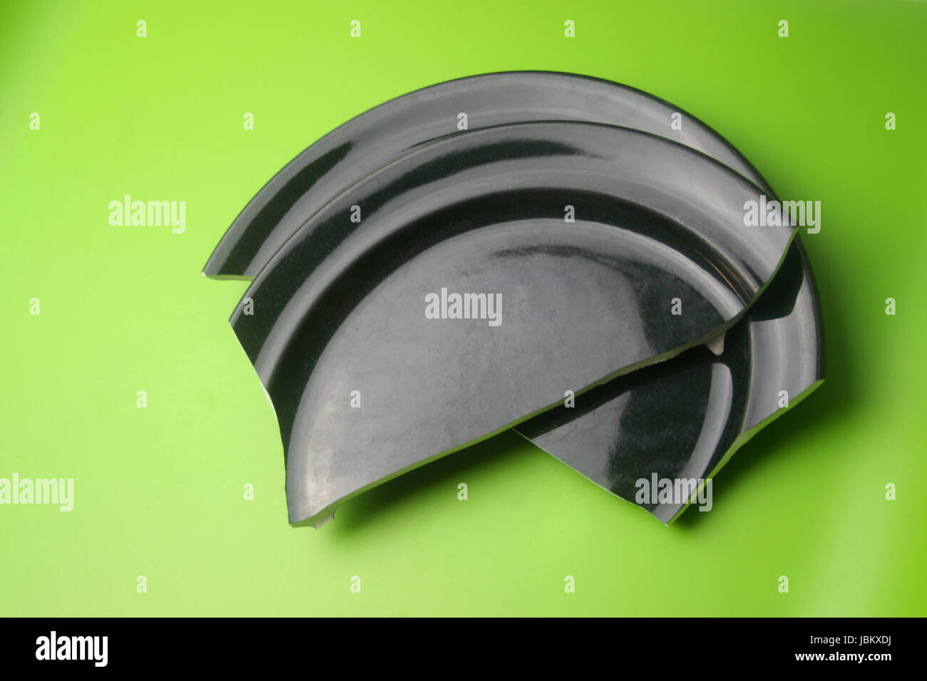 Breaking the plate hi-res stock photography and images - Alamy