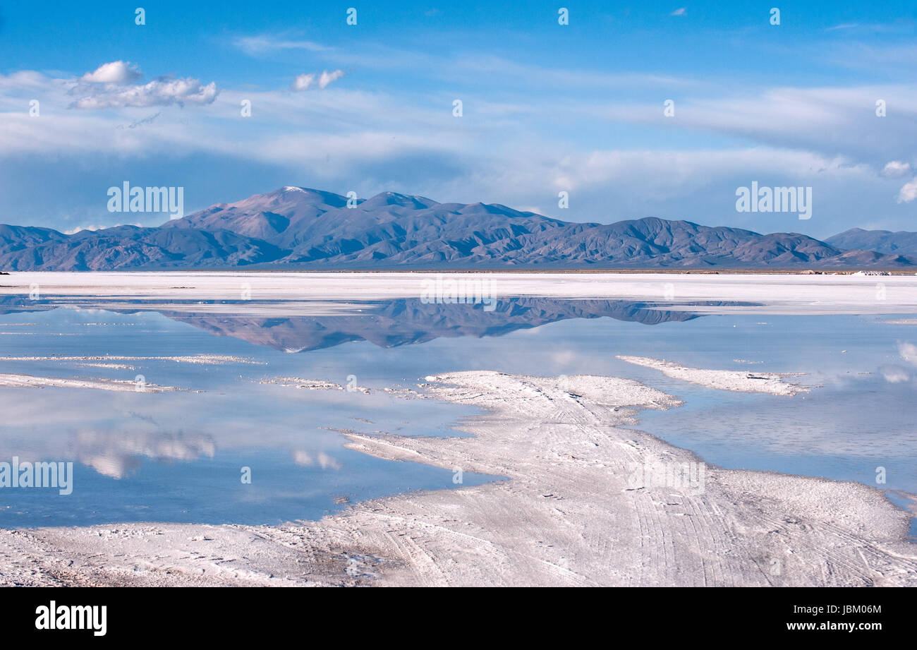 Salinas de uyuni hi-res stock photography and images - Alamy