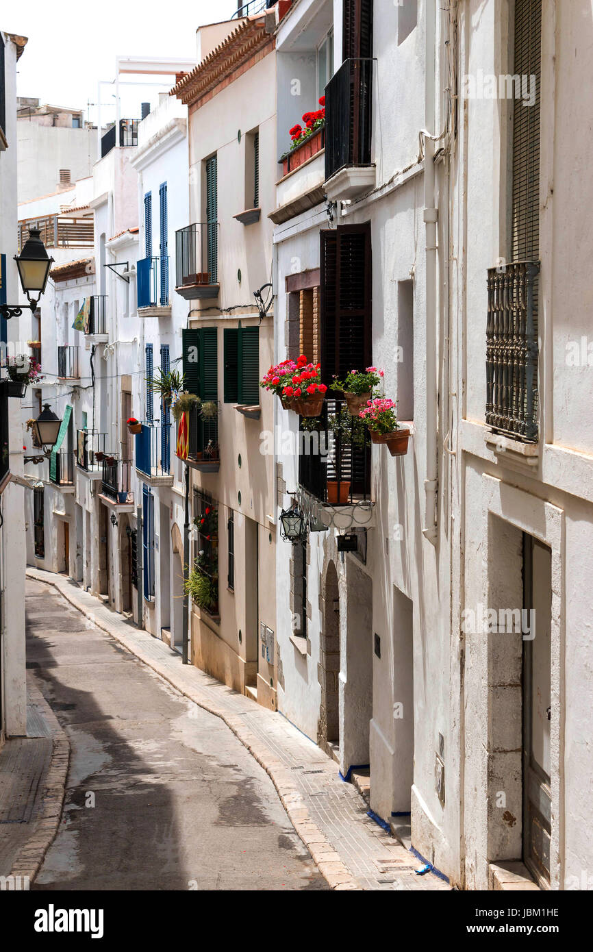 Narrow medieval street in Old Sigest town Stock Photo - Alamy