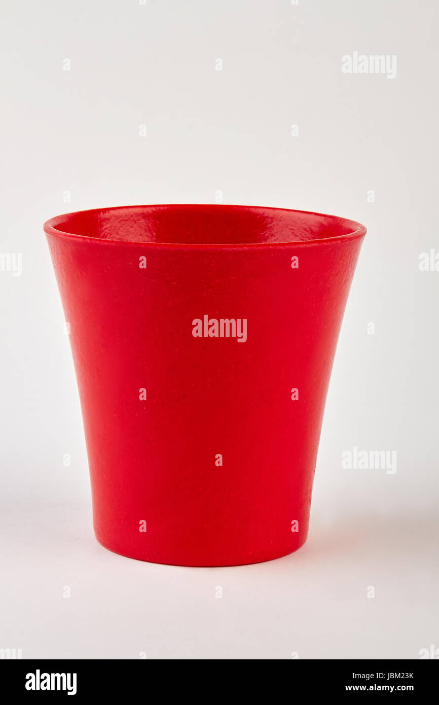 Red flowerpot isolated on white background Stock Photo - Alamy