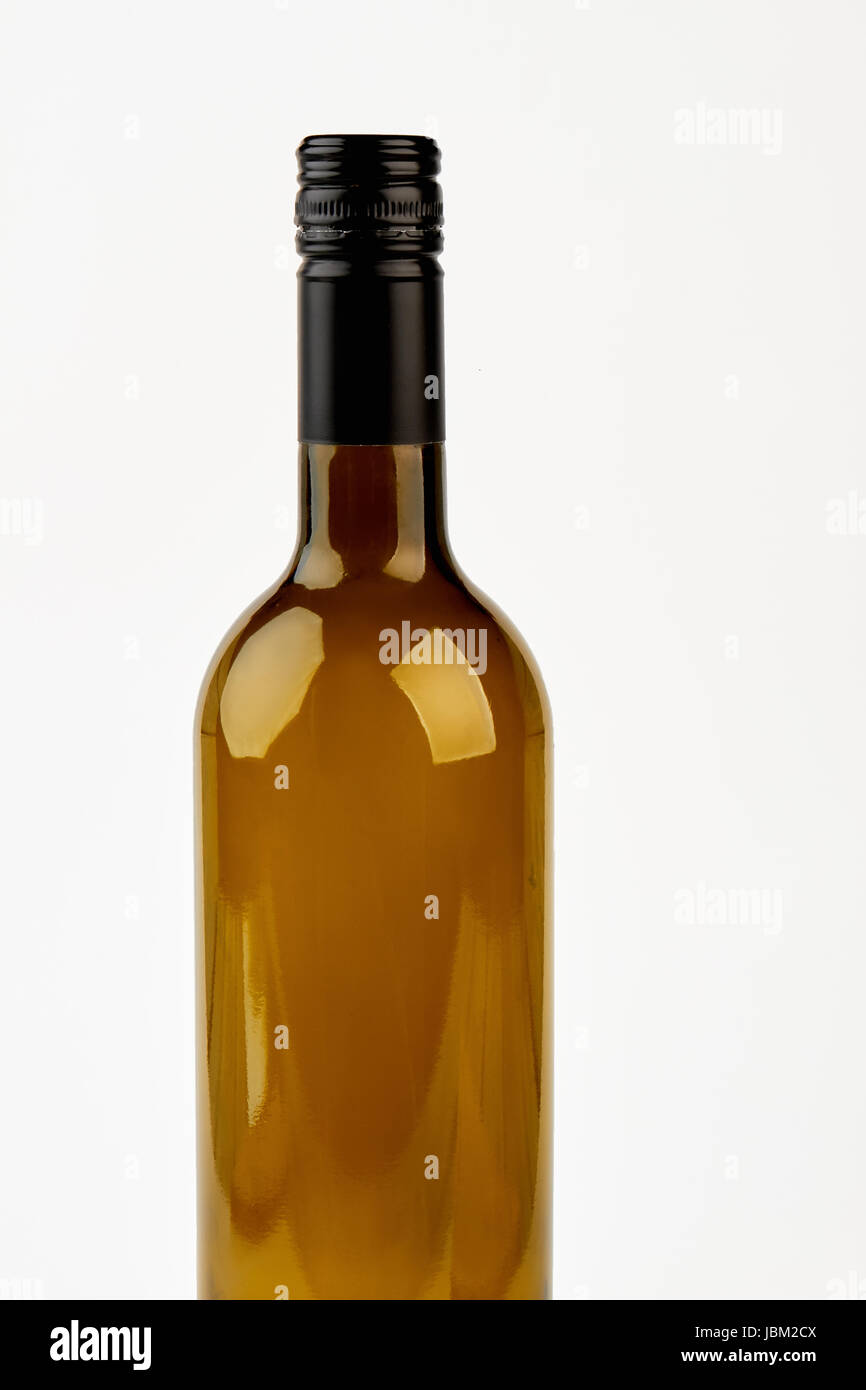 Clear bottle pouring alcohol hi-res stock photography and images - Alamy
