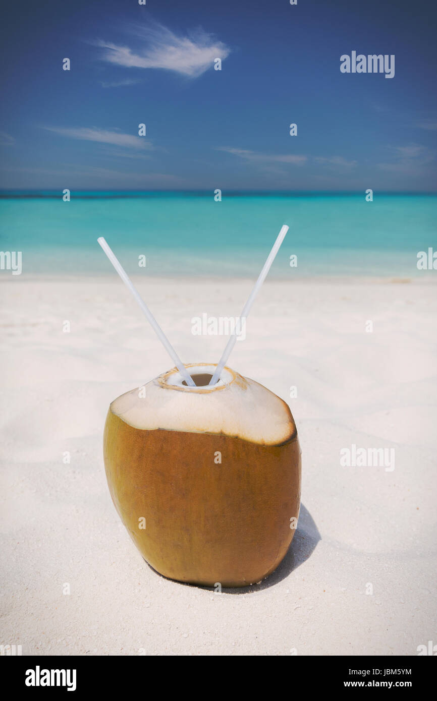 Two coconut hi-res stock photography and images - Alamy