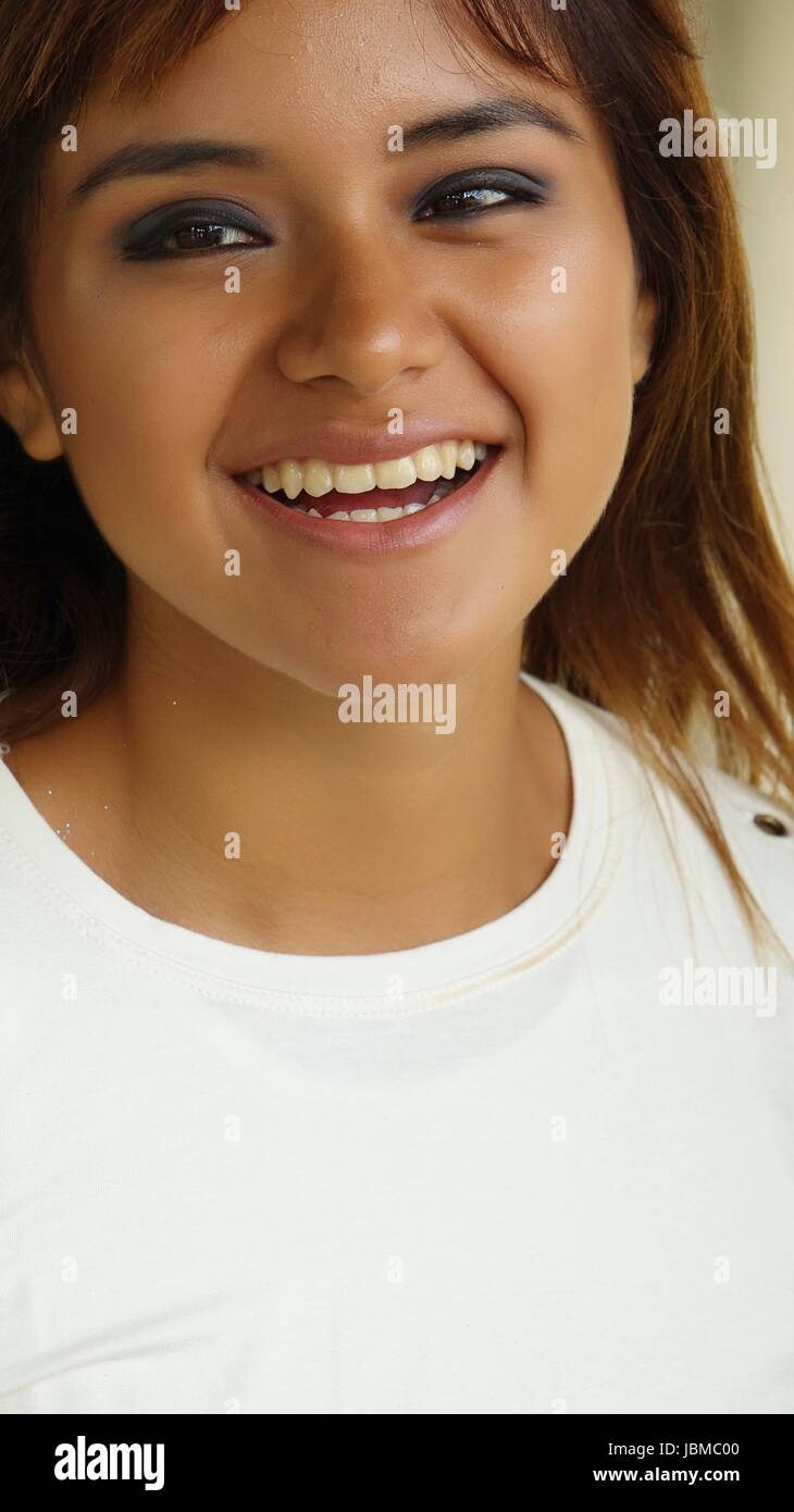 Pretty girl hi-res stock photography and images - Alamy