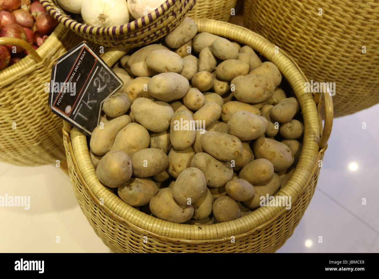 Organic vegetable Section in shopping mall Stock Photo - Alamy