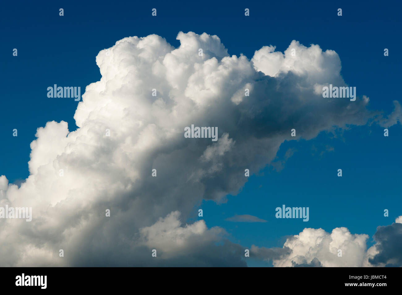 Cumulus clouds showers hi-res stock photography and images - Alamy