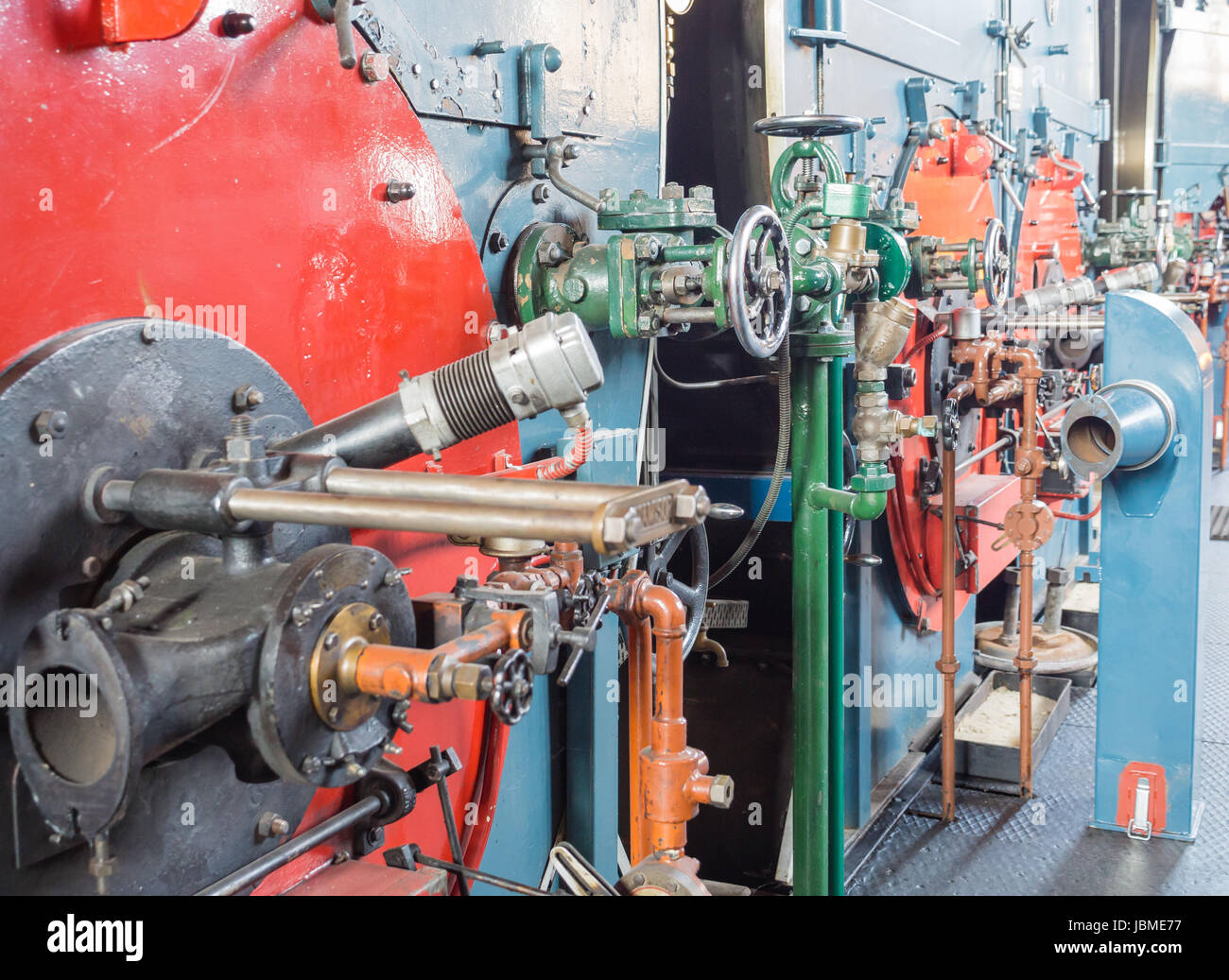 Inside water pumping station hi-res stock photography and images - Alamy