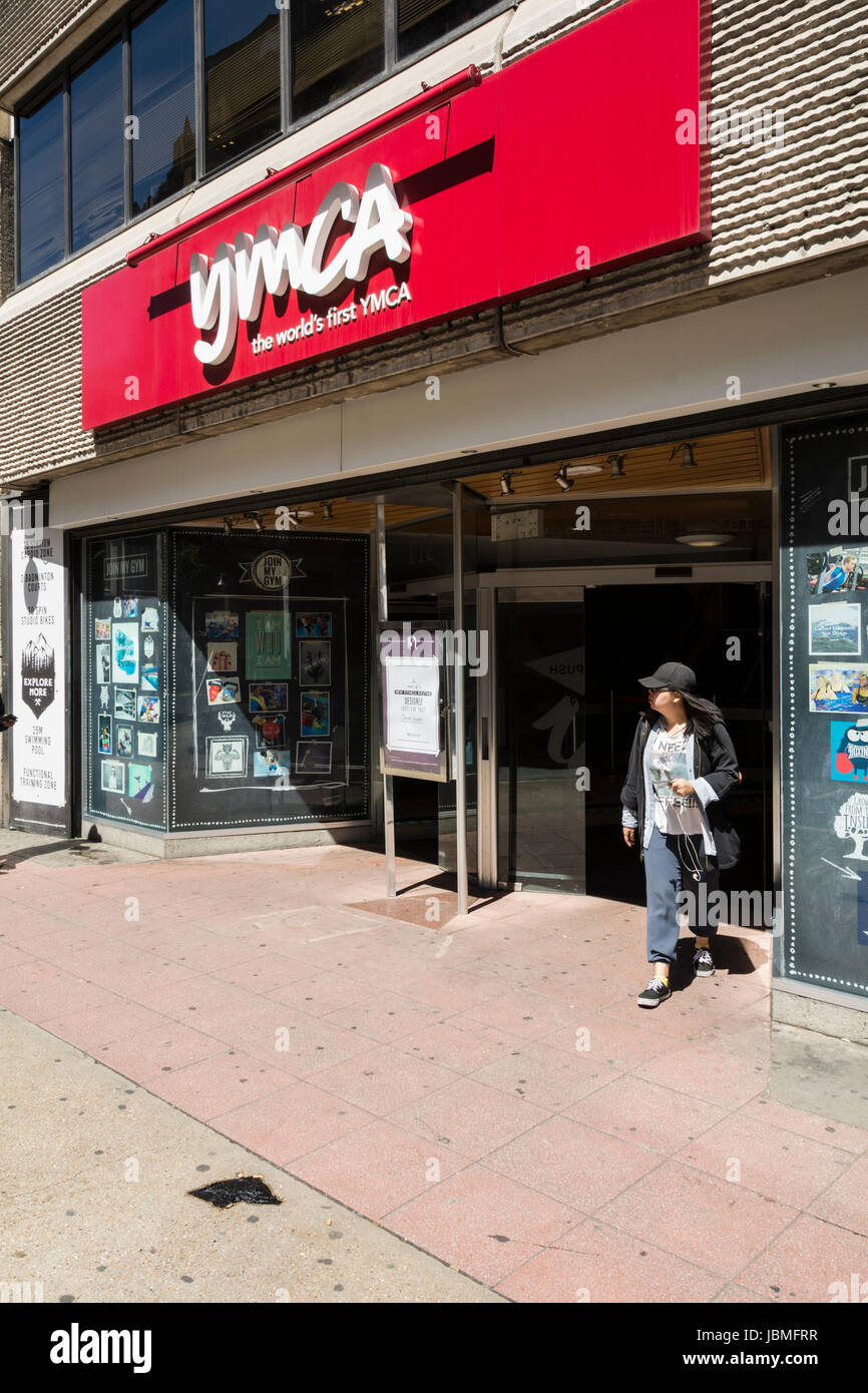 Ymca logo hi-res stock photography and images - Alamy