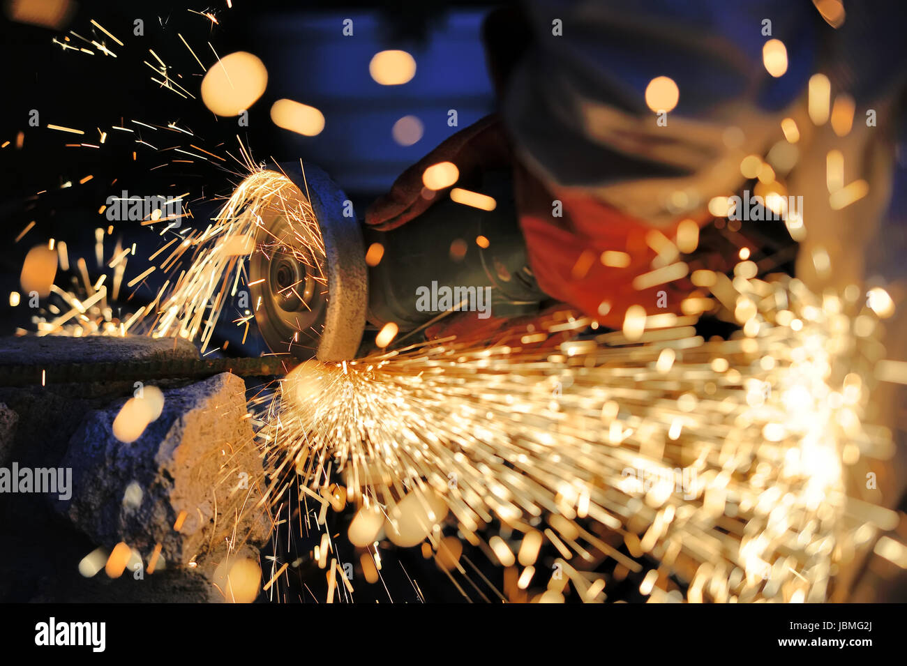 Grinder sparks hi-res stock photography and images - Alamy