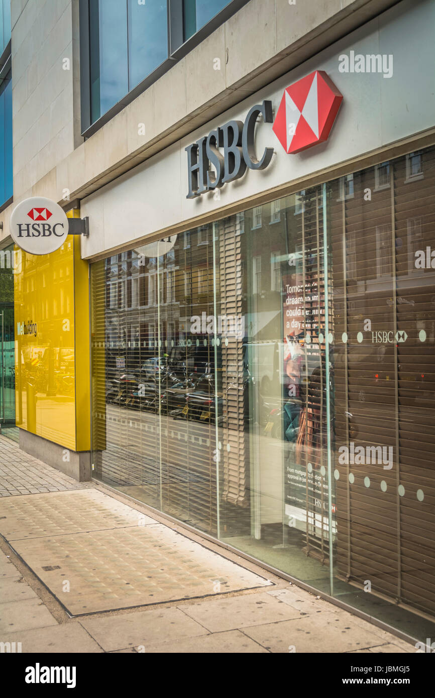 Hsbc bank hi-res stock photography and images - Alamy