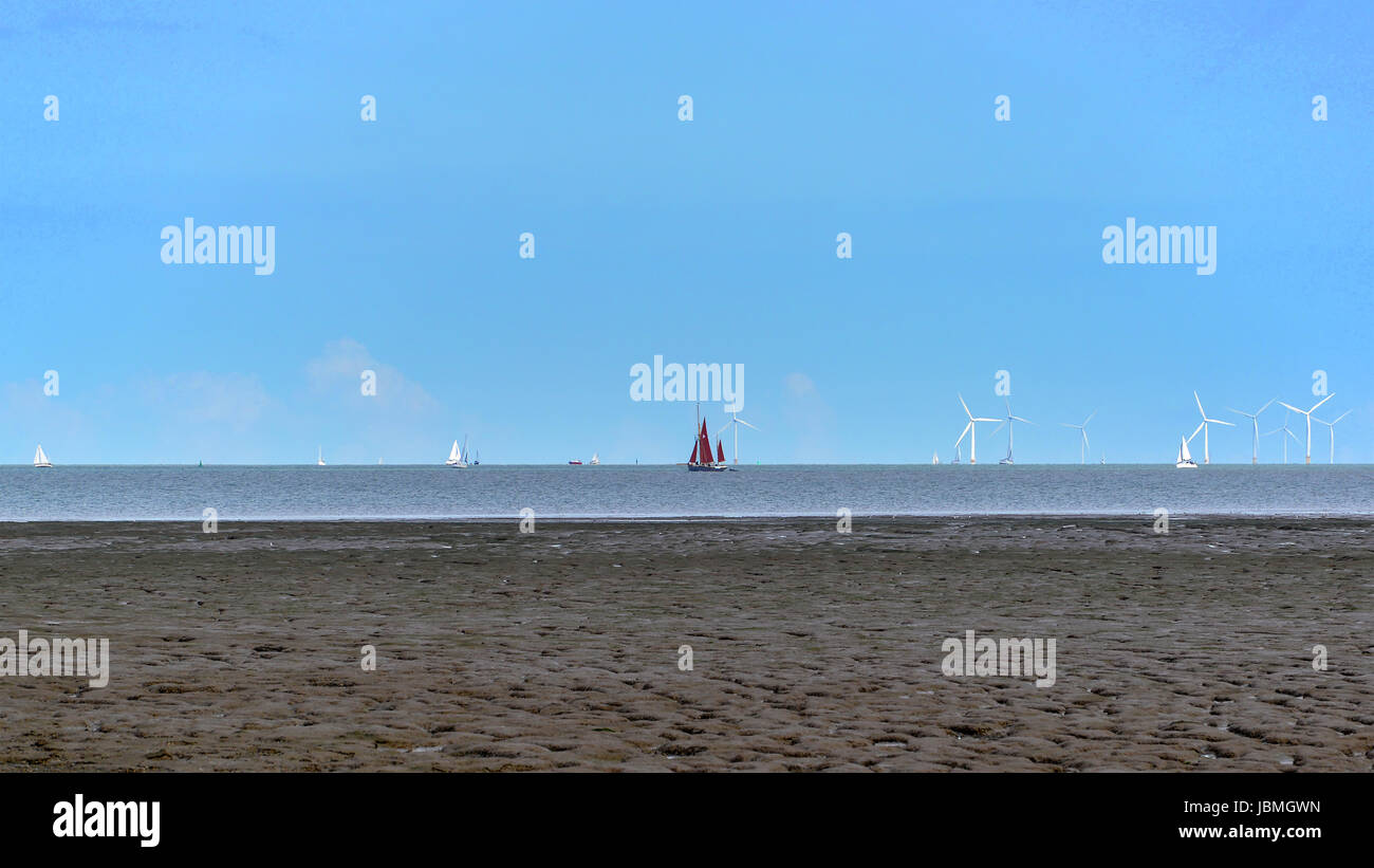Thames estuary wind farm hi-res stock photography and images - Alamy
