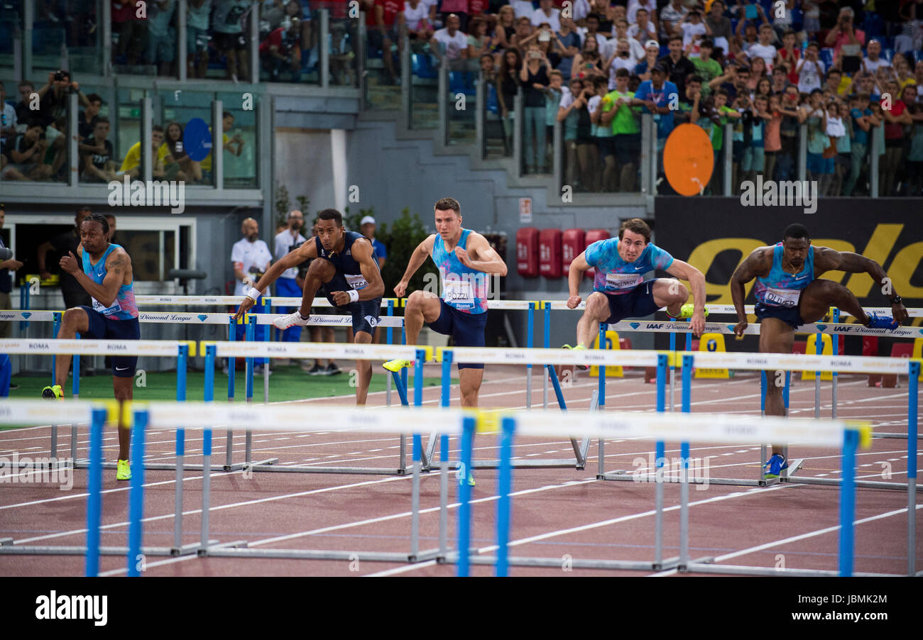 110m Men's Hurdles Stock Photo - Alamy