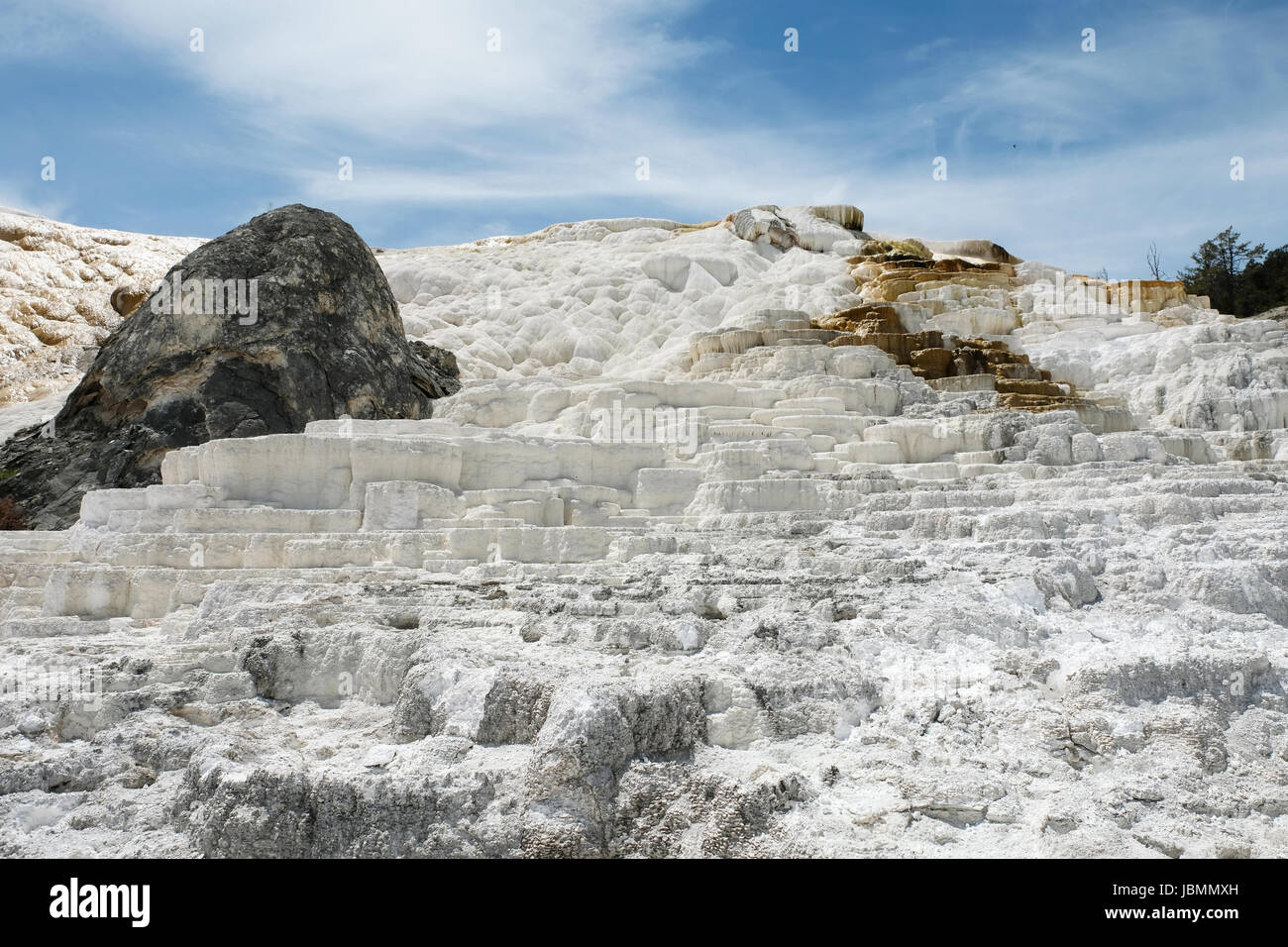 The travertine terraces at Palette Spring, Mammoth Hot Springs ...