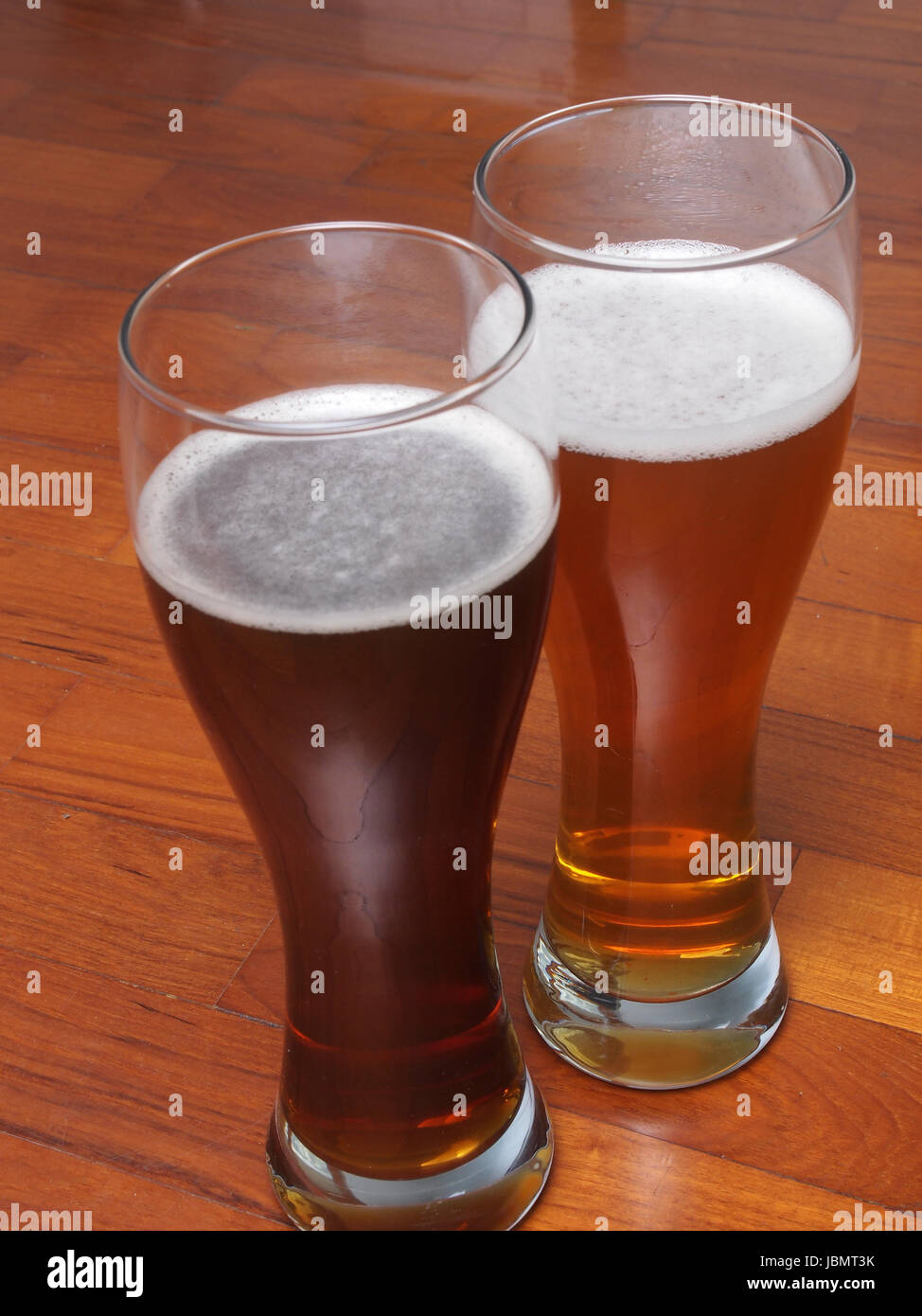 Dunkelweizen hi-res stock photography and images - Alamy