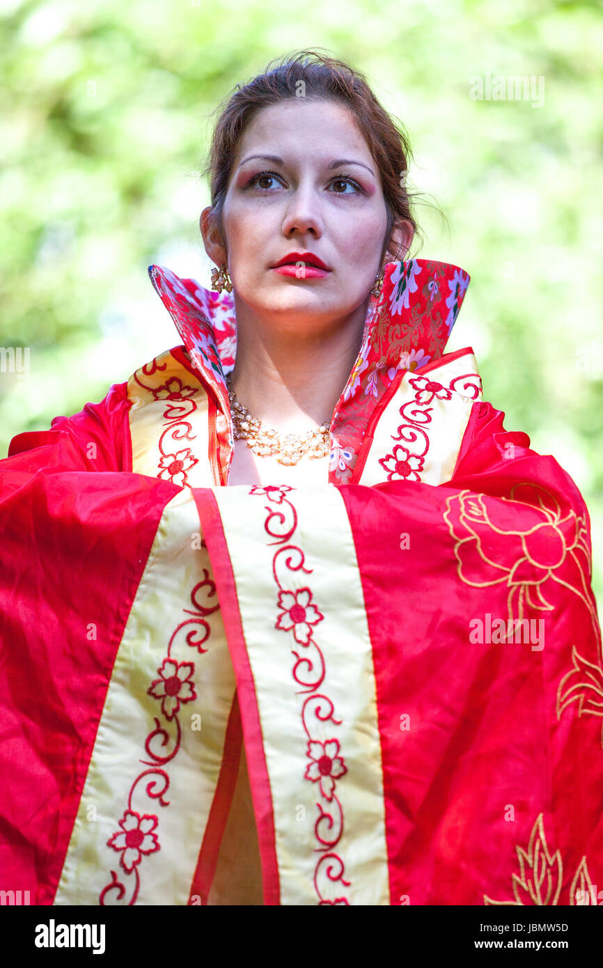 Chinese cosplay hi-res stock photography and images - Alamy