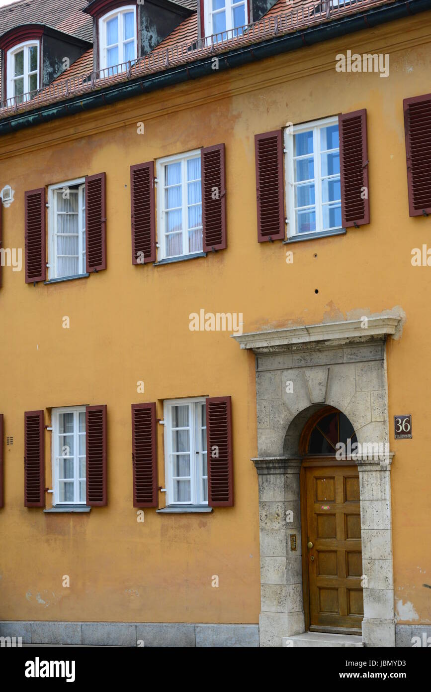 Munich storefronts hi-res stock photography and images - Alamy