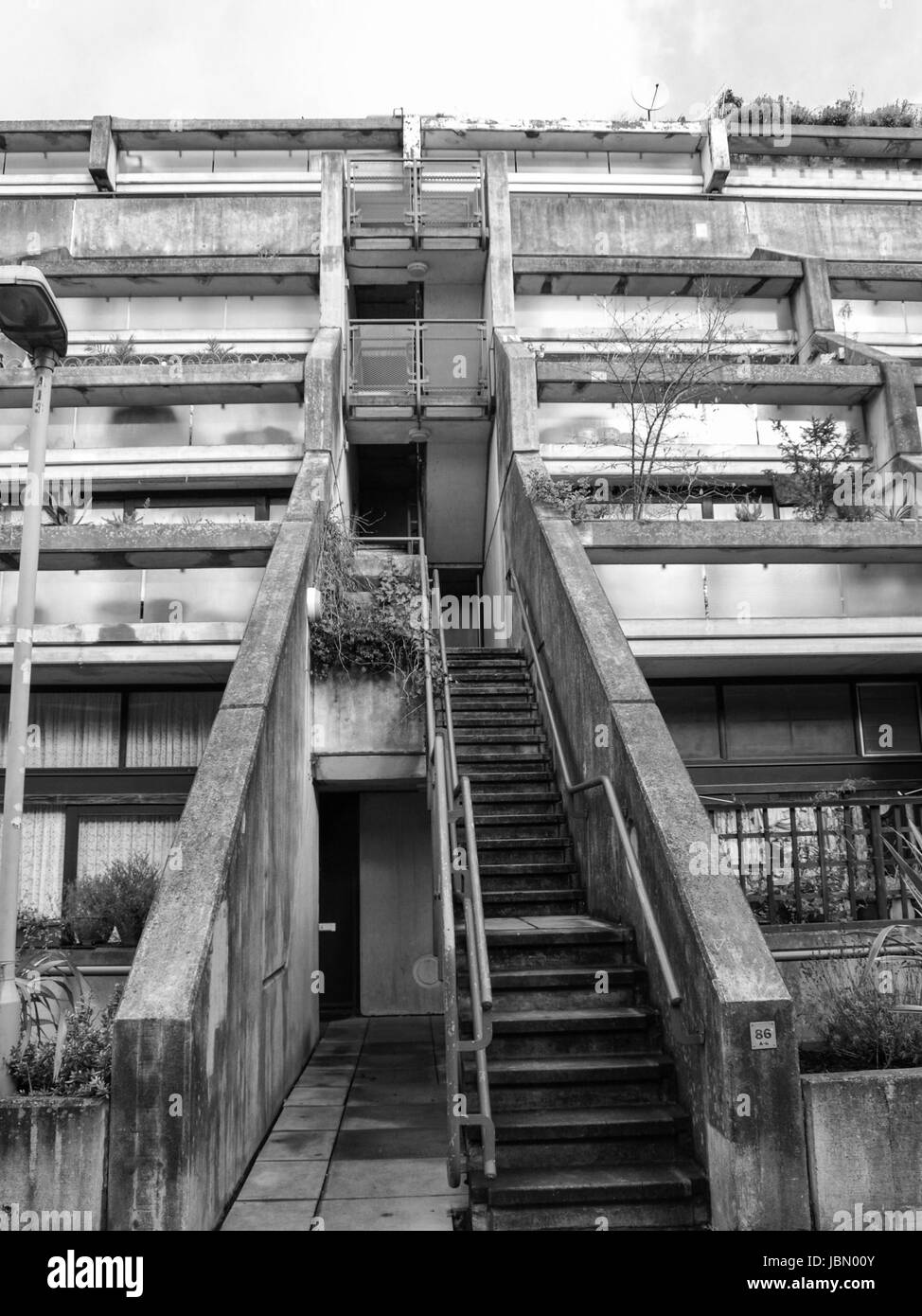 London alexandra road estate Black and White Stock Photos & Images - Alamy