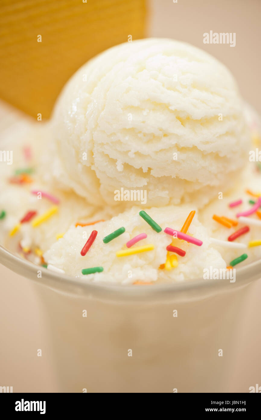 Vanilla ice cream in a tall glass Stock Photo - Alamy