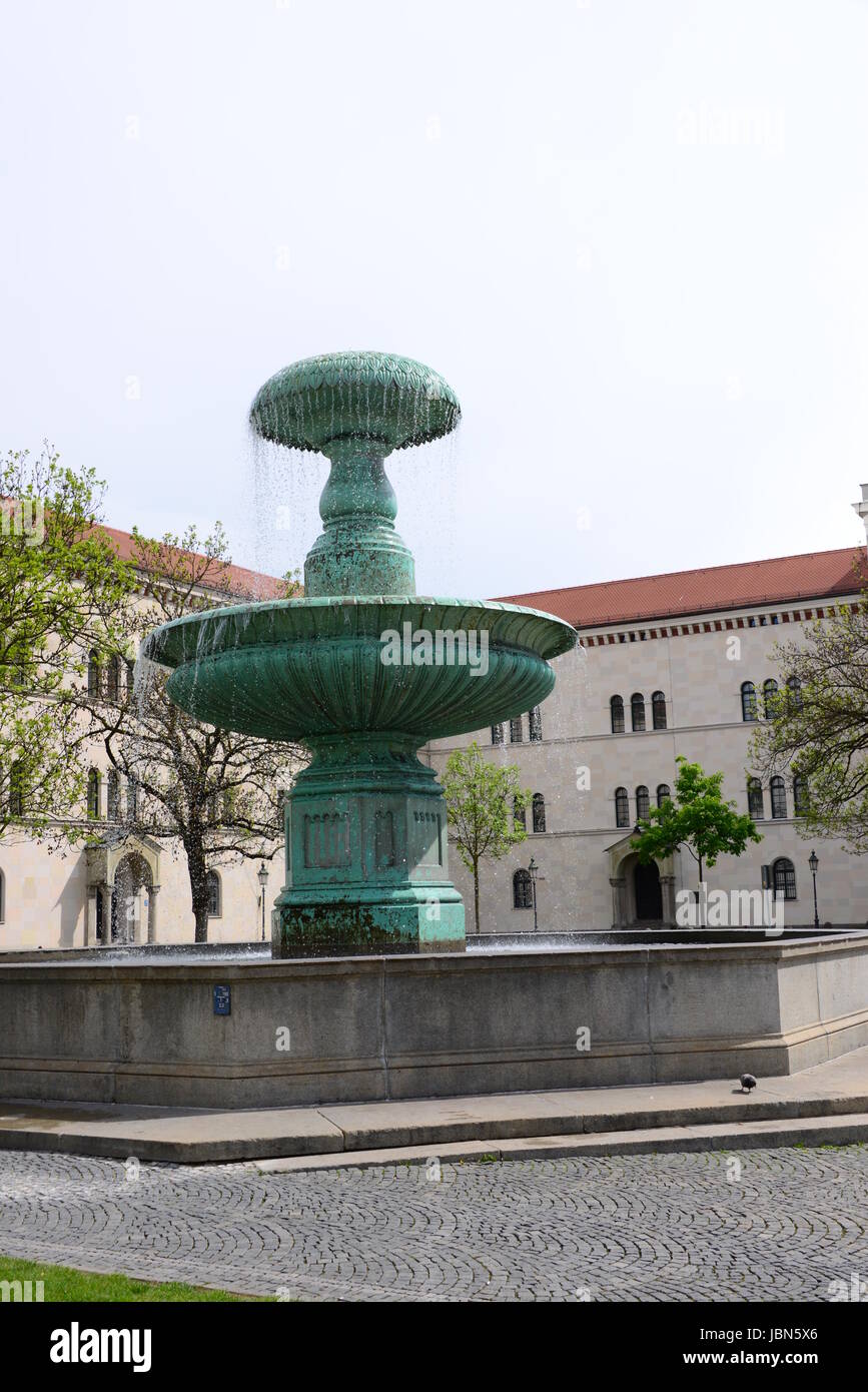 fountain in munich - lmu Stock Photo - Alamy
