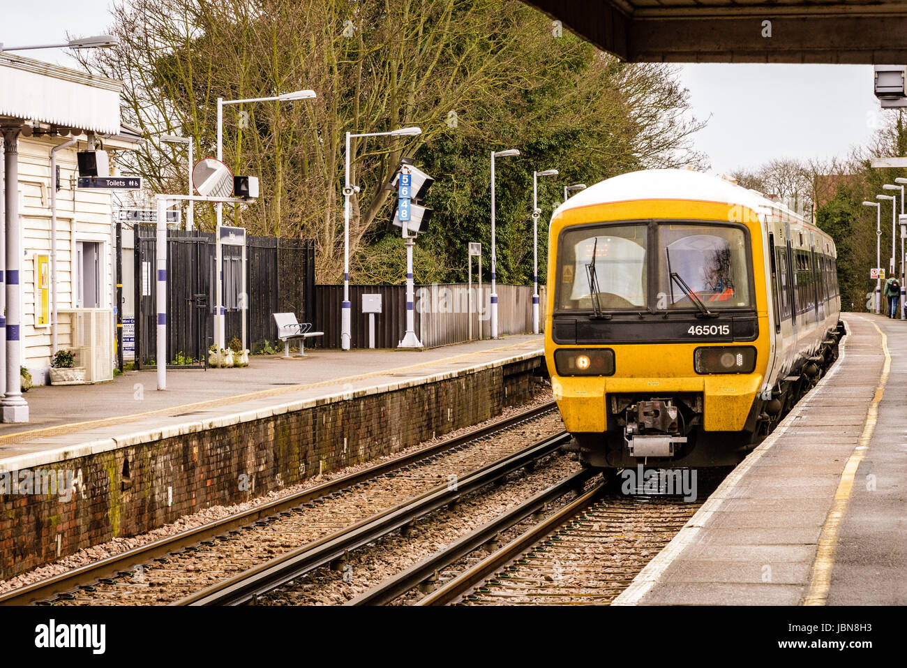 Southeastern Class 465 Networker suburban passenger train, Bexley, Kent ...