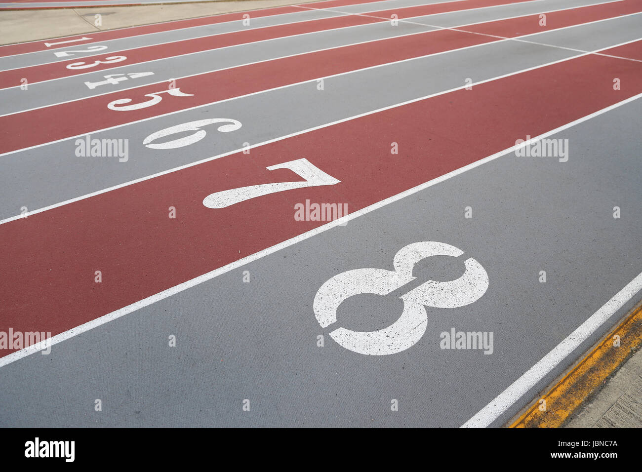 Run race track hi-res stock photography and images - Alamy