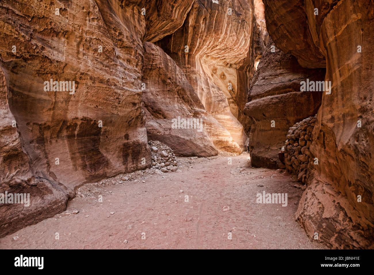 Petra jordan water channel hi-res stock photography and images - Alamy