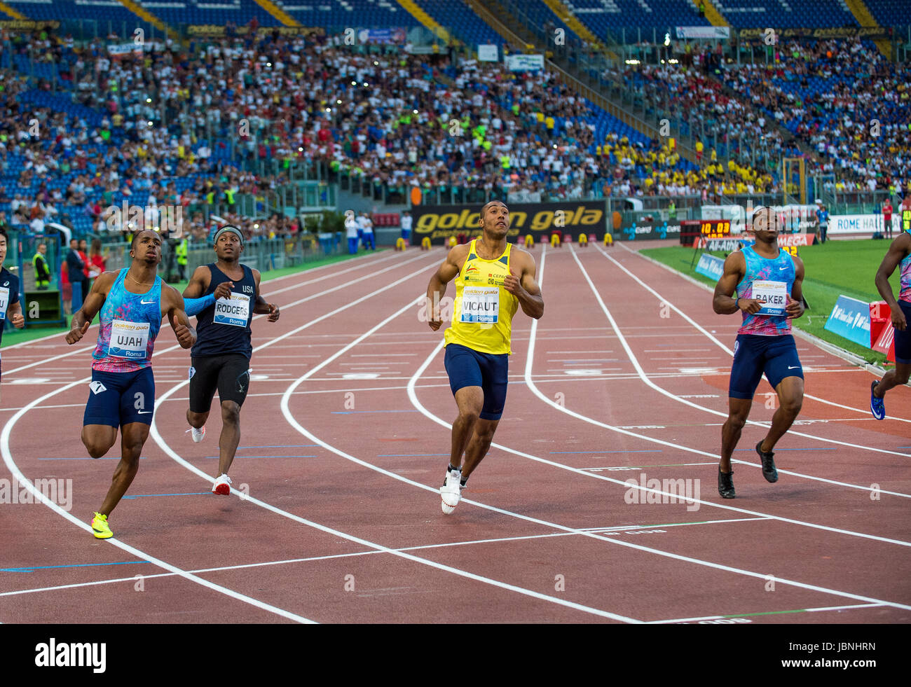 Sprint stance hi-res stock photography and images - Alamy