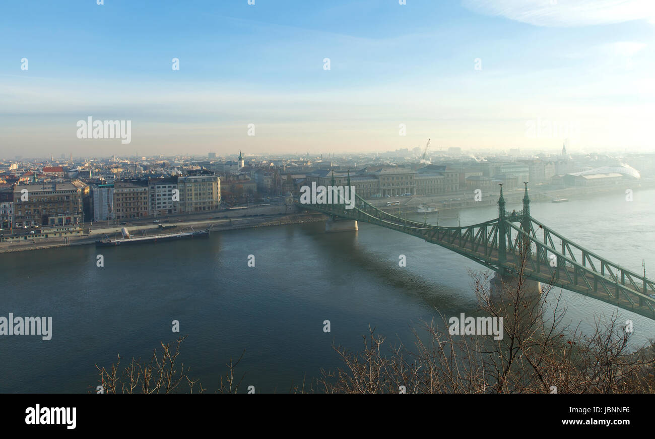 Bridge in fog budapest hi-res stock photography and images - Alamy