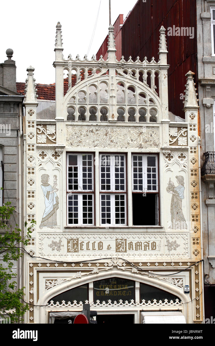 Lello bookshop porto hi-res stock photography and images - Alamy