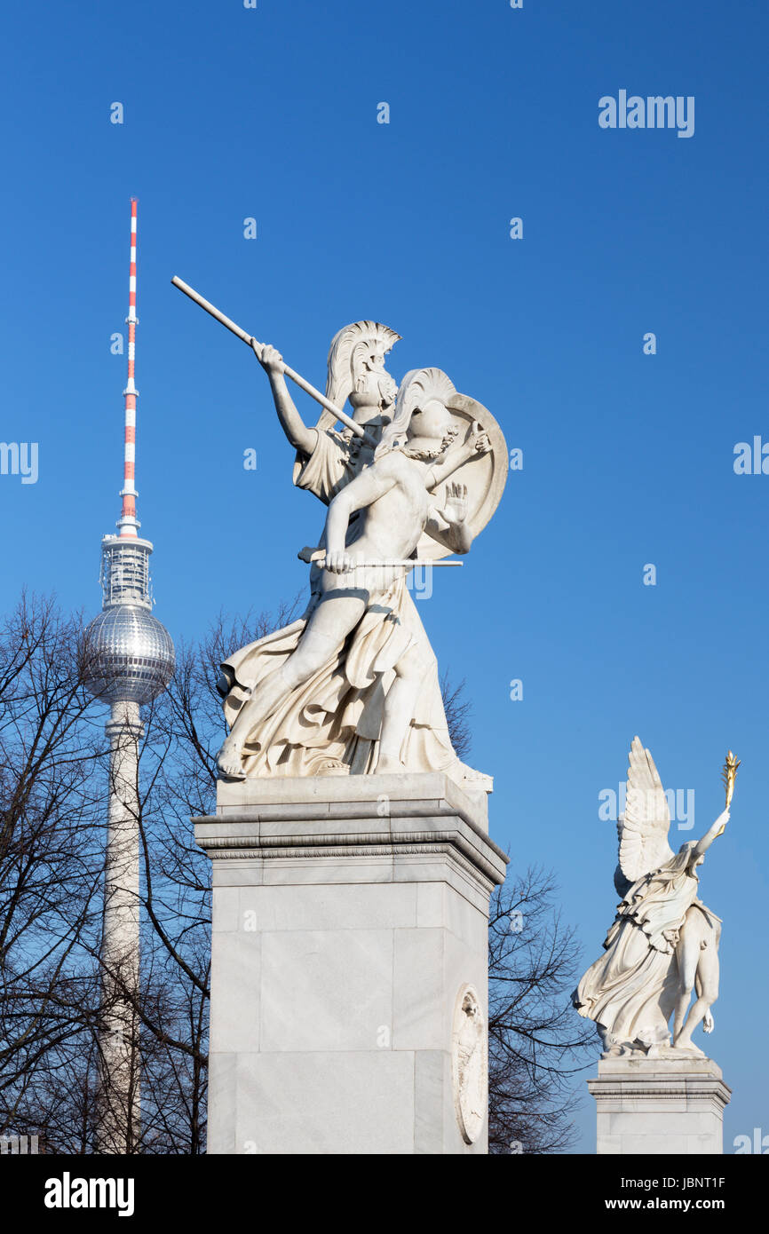 BERLIN, GERMANY, FEBRUARY - 13, 2017: The sculpture on the ...