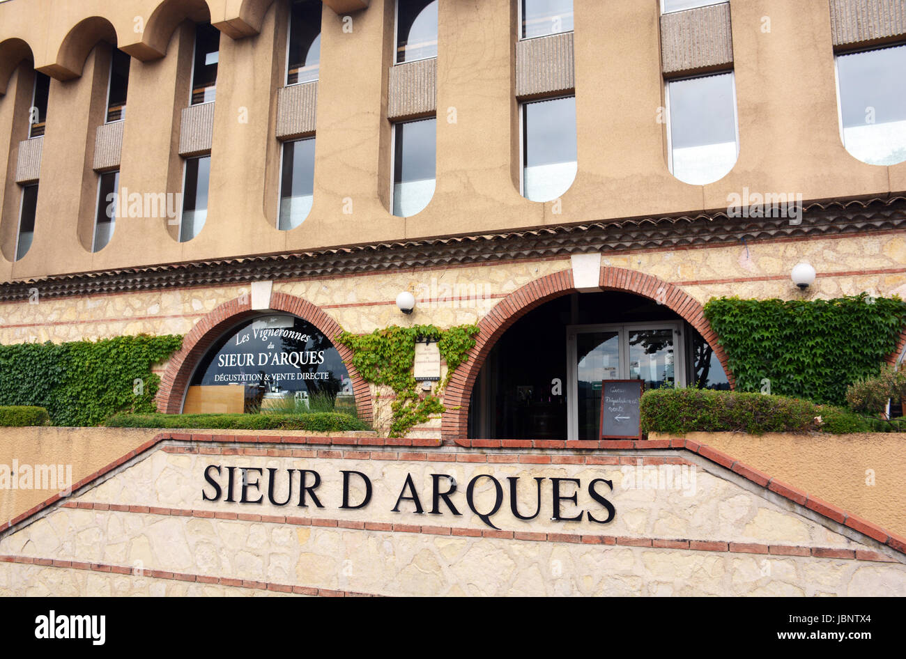 Vignerons hi-res stock photography and images - Alamy