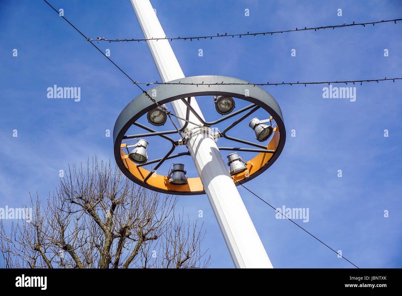 Highway light pole hi-res stock photography and images - Alamy