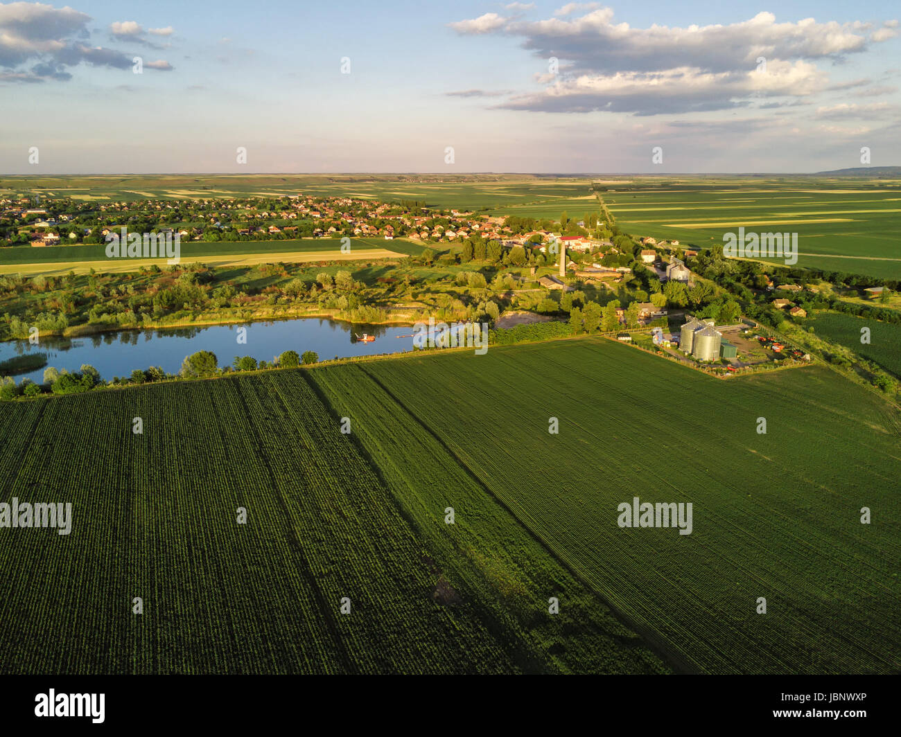 Aerial establishing shot rural landscape hi-res stock photography and ...