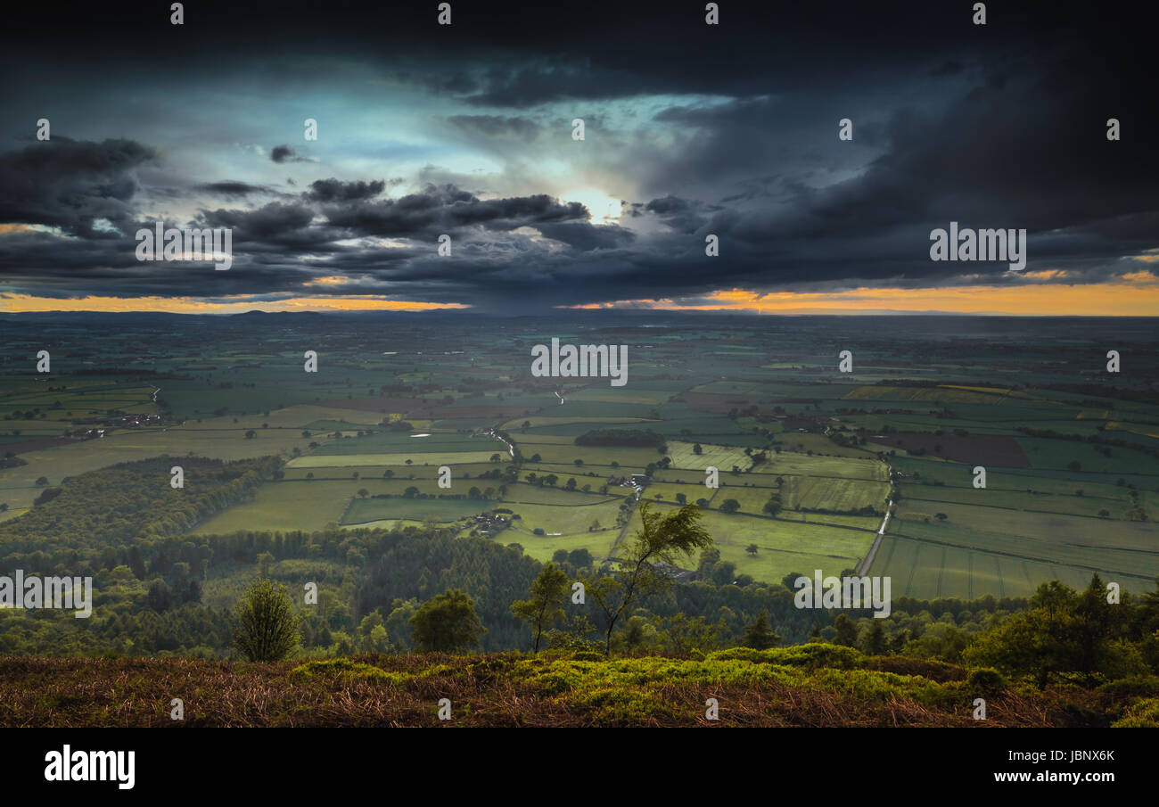 Hill top view hi-res stock photography and images - Alamy