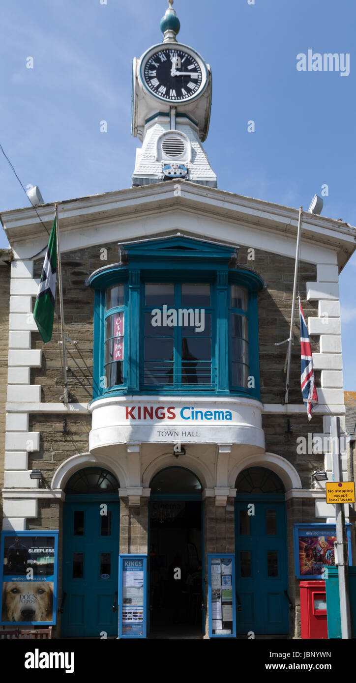 Kings cinema clock tower hi-res stock photography and images - Alamy