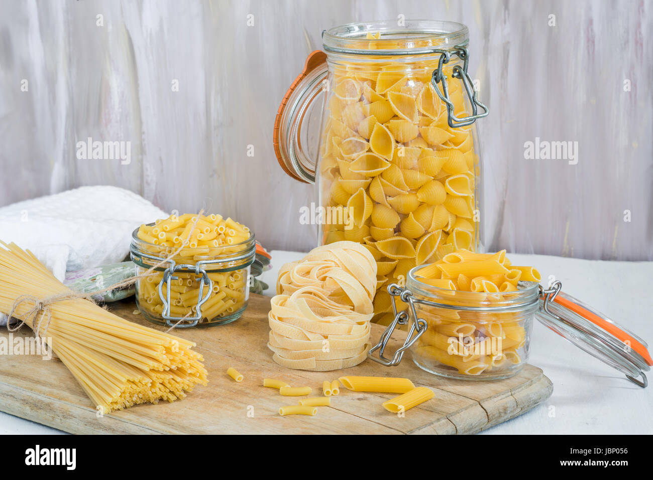 Pasta in jars hi-res stock photography and images - Alamy