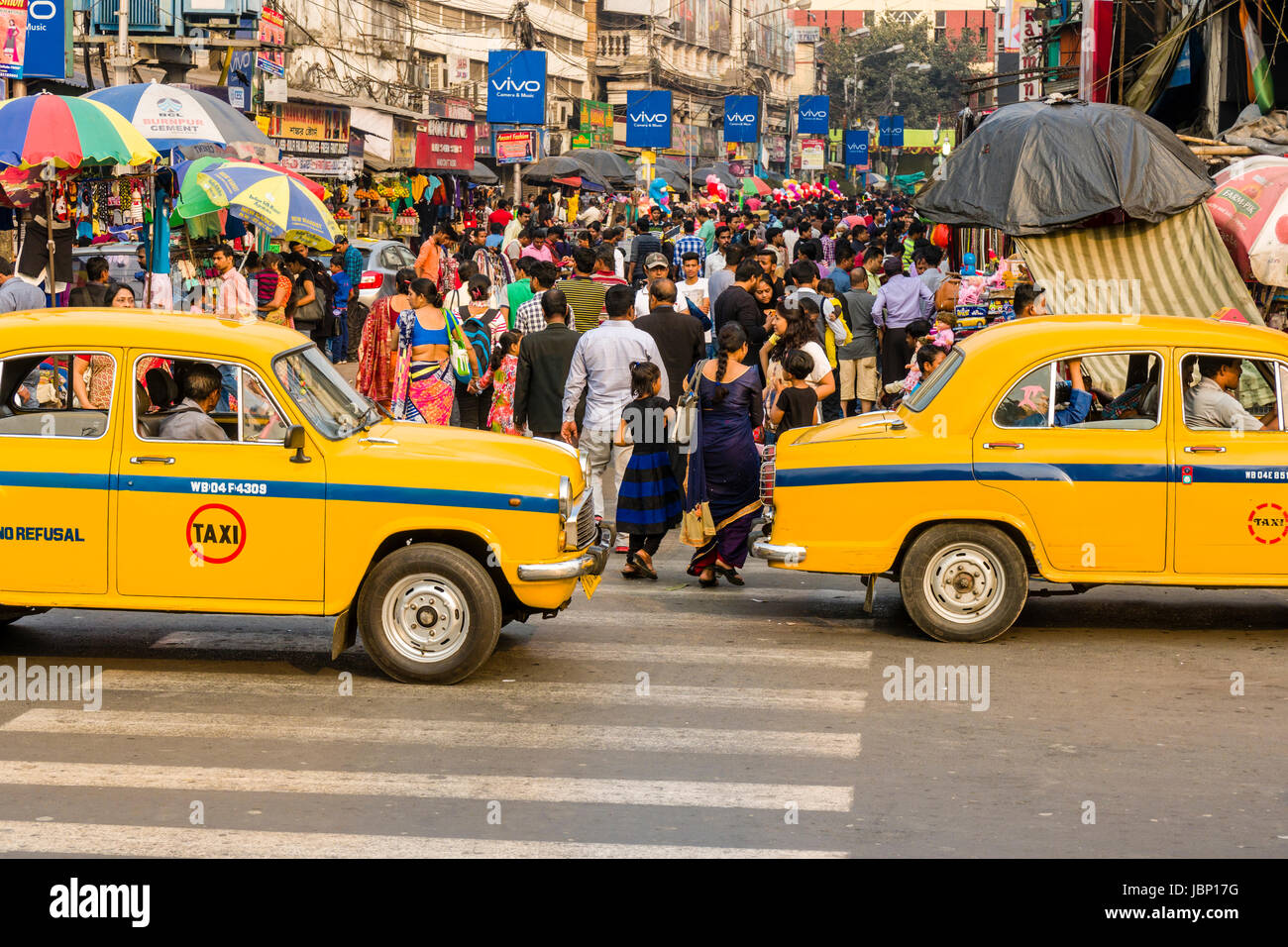 India street car hi-res stock photography and images - Alamy