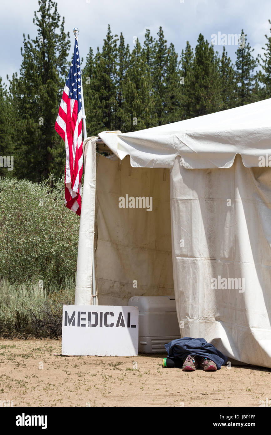Medical tent hi-res stock photography and images - Alamy