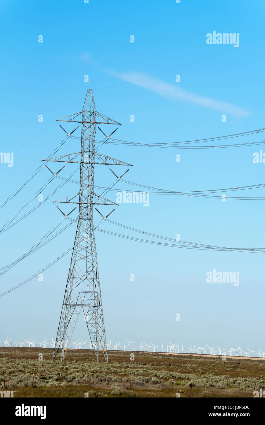 High voltage power lines in Eastern Oregon Stock Photo - Alamy